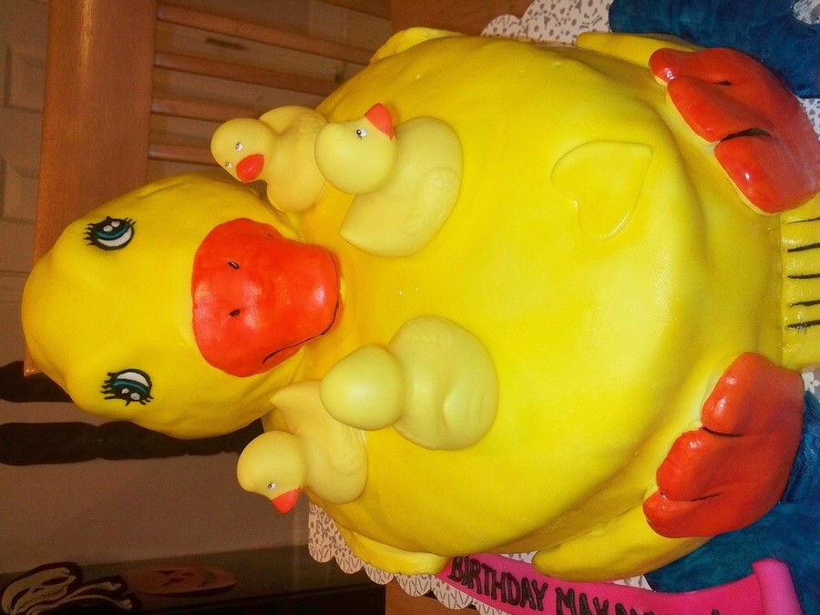 Daphne The Duck - CakeCentral.com