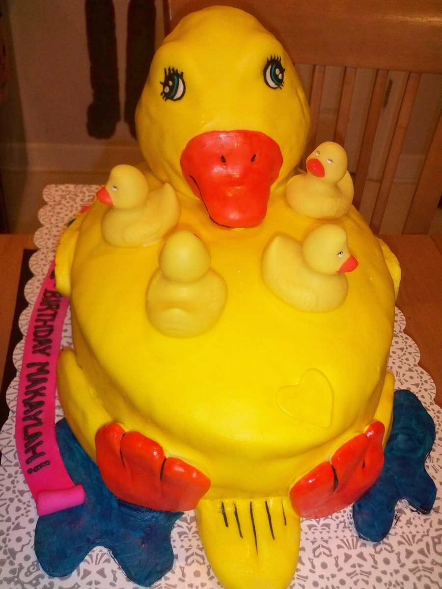 Daphne The Duck - CakeCentral.com