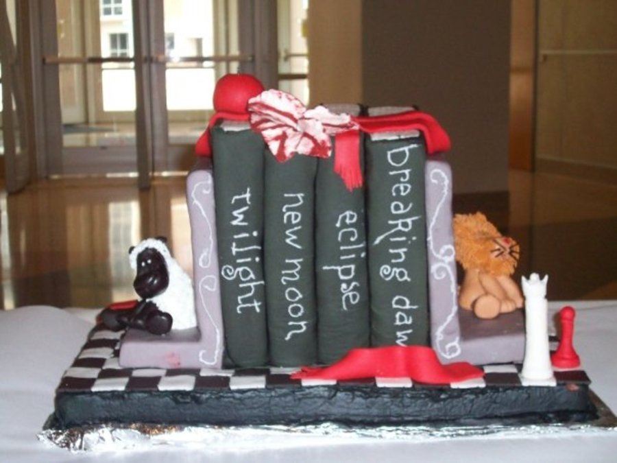 Twilight - CakeCentral.com