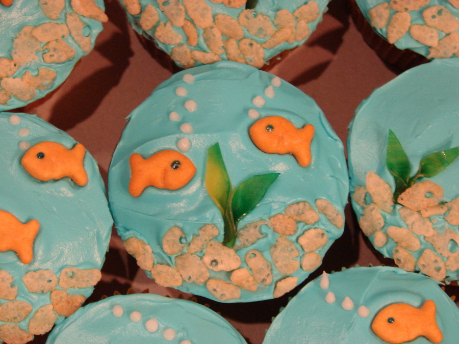 Goldfish Cupcakes - CakeCentral.com