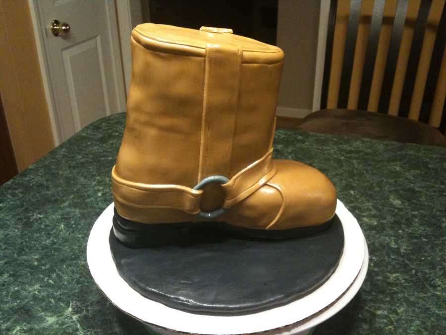 3D Cowboy Boot - CakeCentral.com