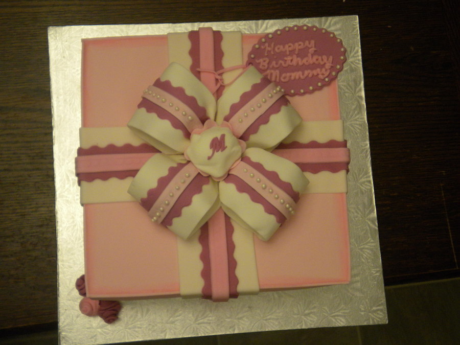 Pink Gift Box Cake - CakeCentral.com