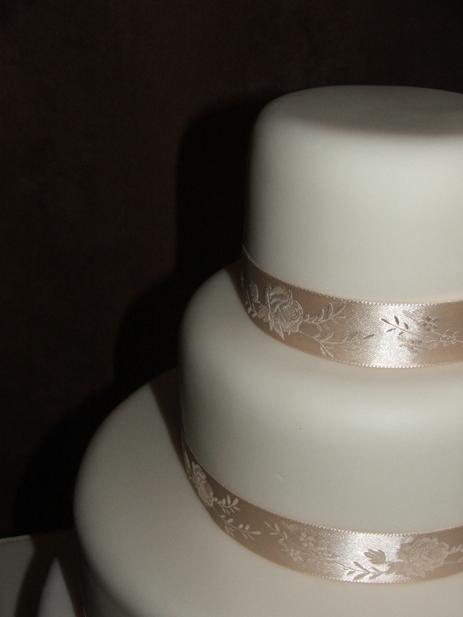 Amelia Wedding Cake - CakeCentral.com