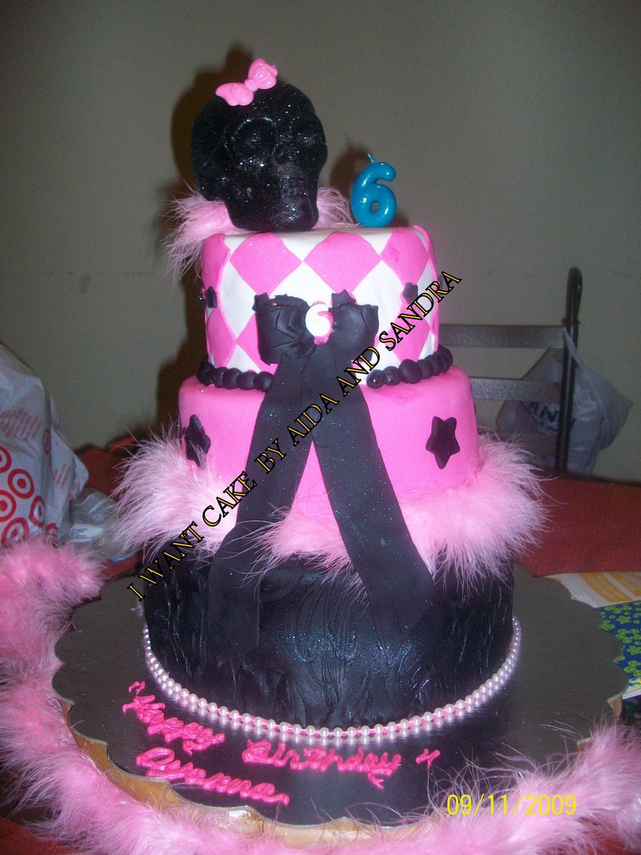 Rock Girl Birthday Cake - CakeCentral.com