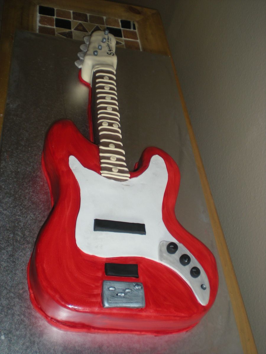 Bass Guitar - CakeCentral.com