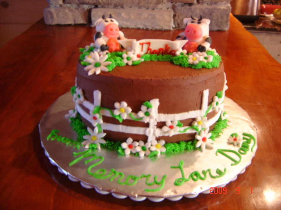 Cow Cake - CakeCentral.com