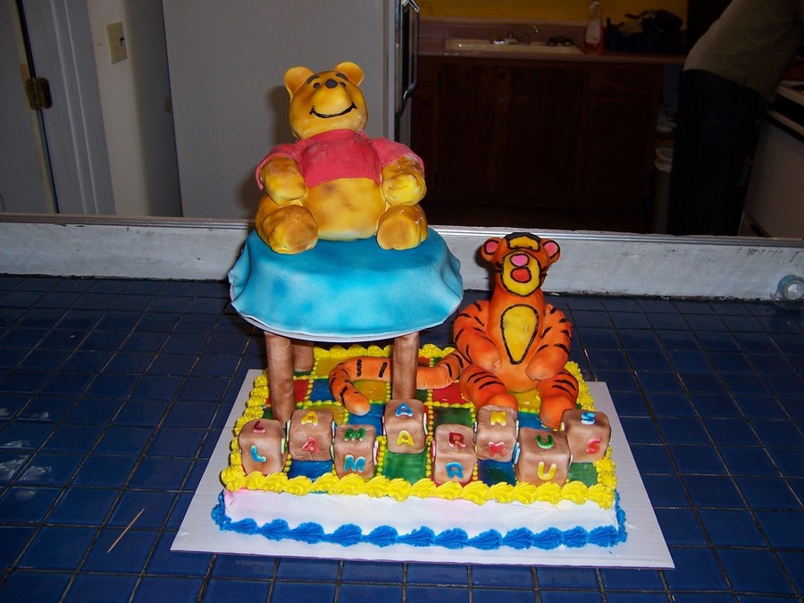 Pooh And Tigger - CakeCentral.com