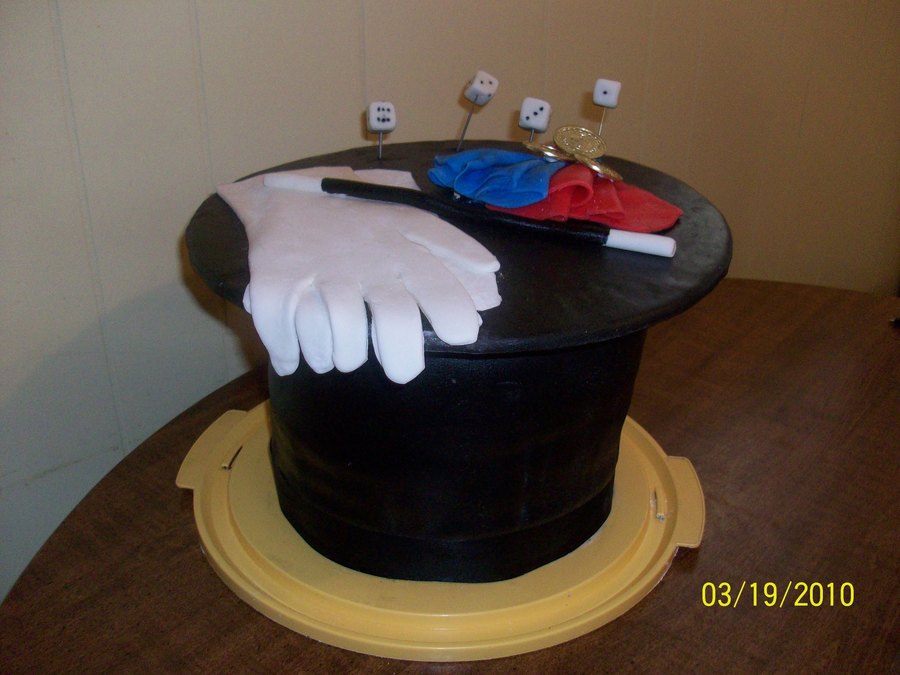 Magician Cake - CakeCentral.com