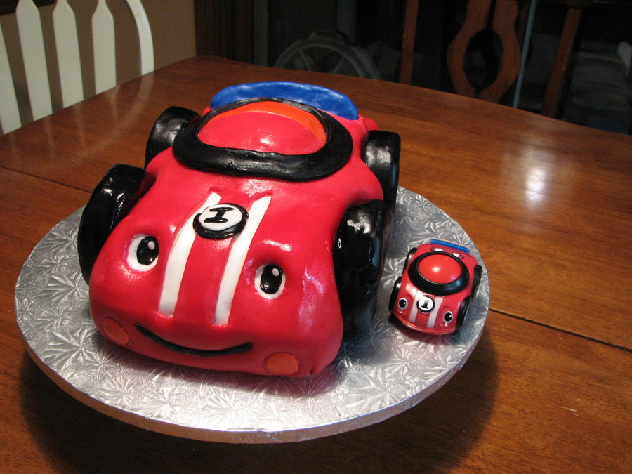 Lil Zoomer Car Cake - CakeCentral.com