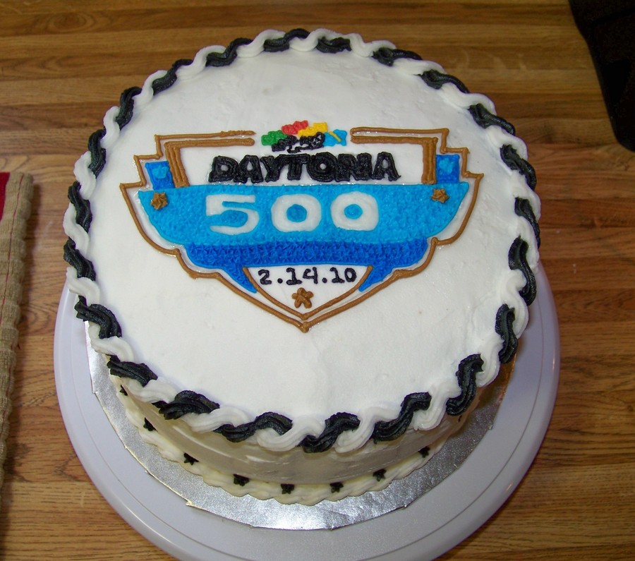 Daytona 500 Cake - CakeCentral.com