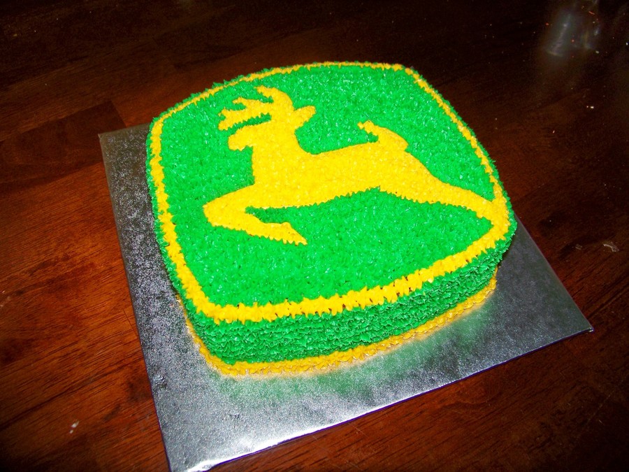 John Deere Logo - CakeCentral.com