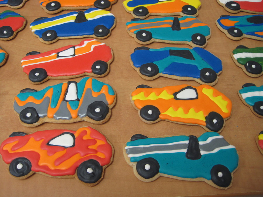 Pinewood Derby Car Cookies - CakeCentral.com