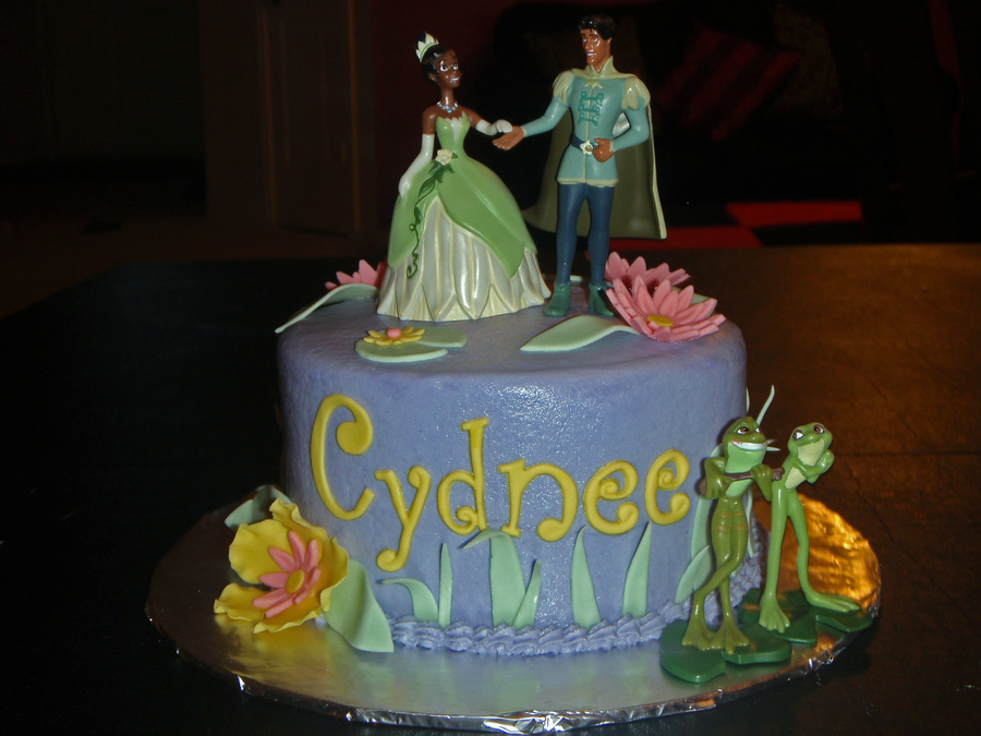 Princess And The Frog Cake - CakeCentral.com