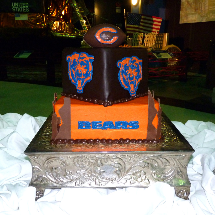 Chicago Bears Grooms Cake - CakeCentral.com