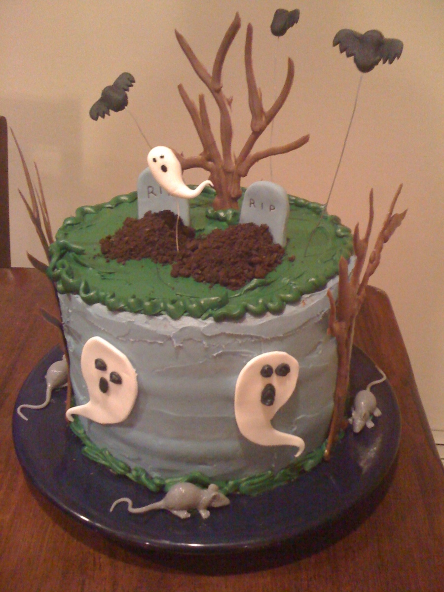 Ghost Cake - CakeCentral.com