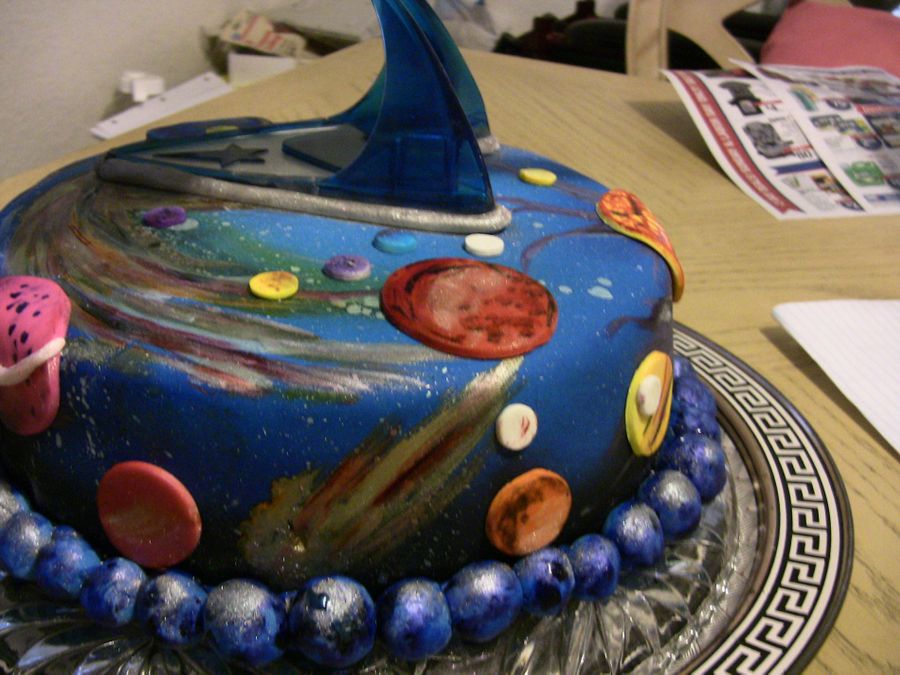Star Trek Birthday Cake - CakeCentral.com