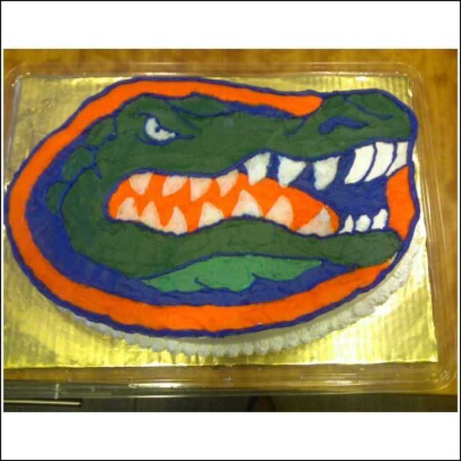 Alligator Cake - CakeCentral.com