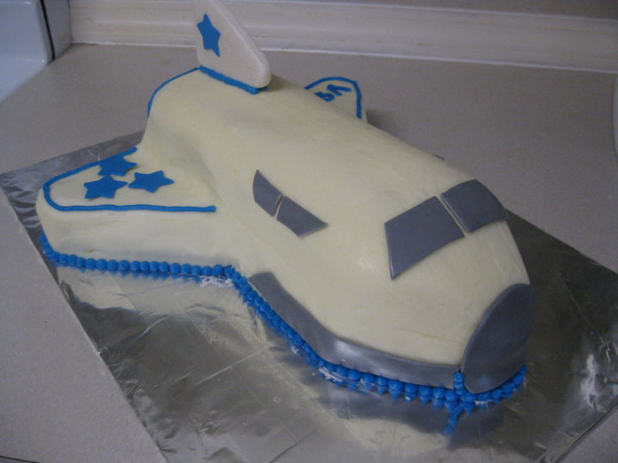 Space Shuttle Cake - CakeCentral.com