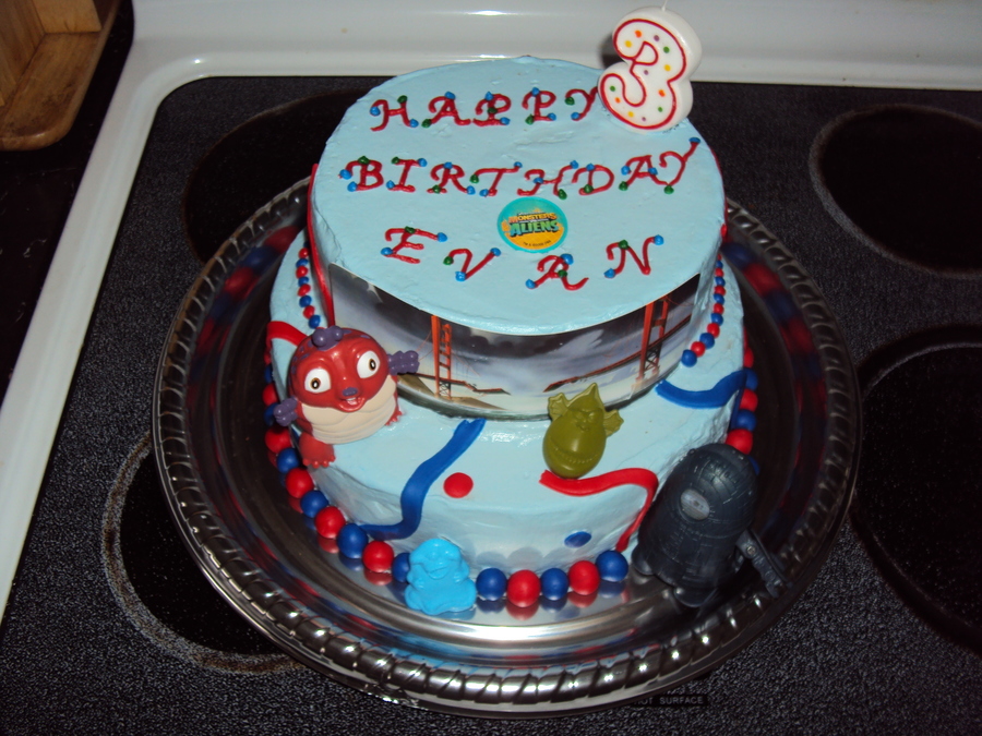 Monsters Vs Aliens - CakeCentral.com