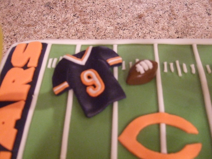 Chicago Bears Birthday Cake - CakeCentral.com