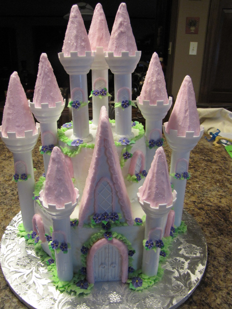 Castle Cake - CakeCentral.com