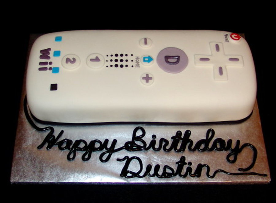 Wii Controller Cake - CakeCentral.com