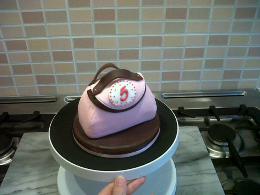 Pink Purse Mini Cake - CakeCentral.com