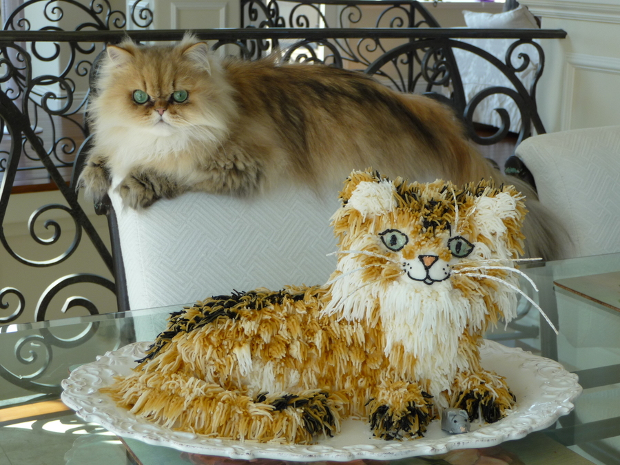 King Midas Cake - CakeCentral.com