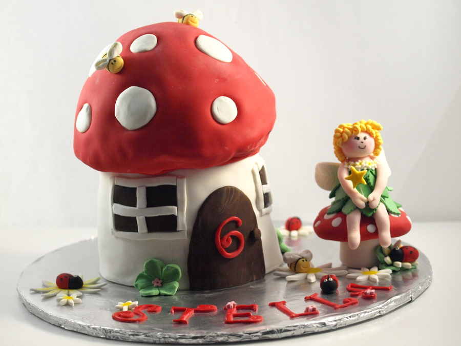 Fairy Toadstool Cake - CakeCentral.com