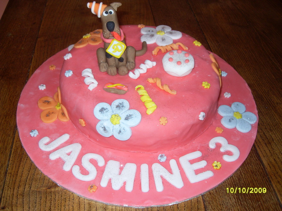 Scooby Doo Cake - CakeCentral.com
