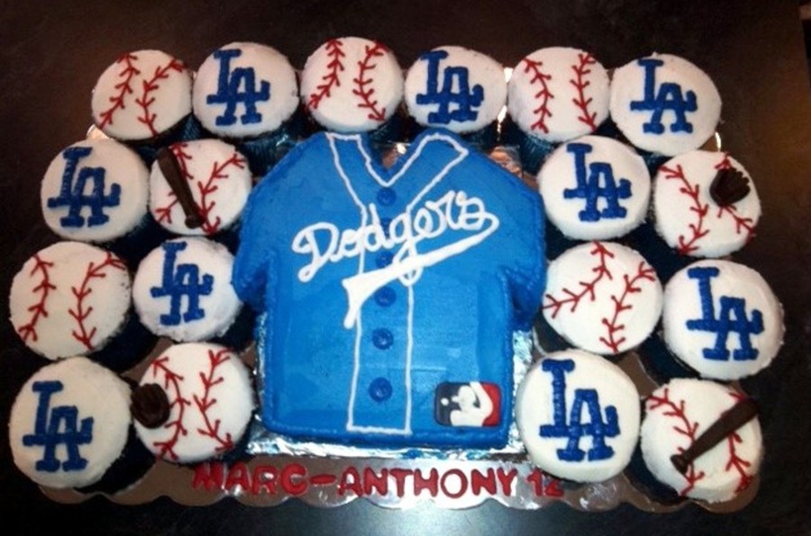 La Dodgers - CakeCentral.com