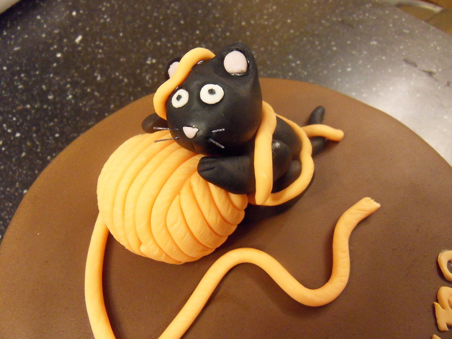 Black Cat Birthday - CakeCentral.com