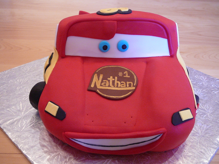 Flash Mcqueen Car - CakeCentral.com