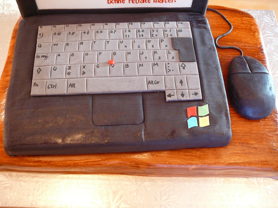 Lap Top Computer - CakeCentral.com