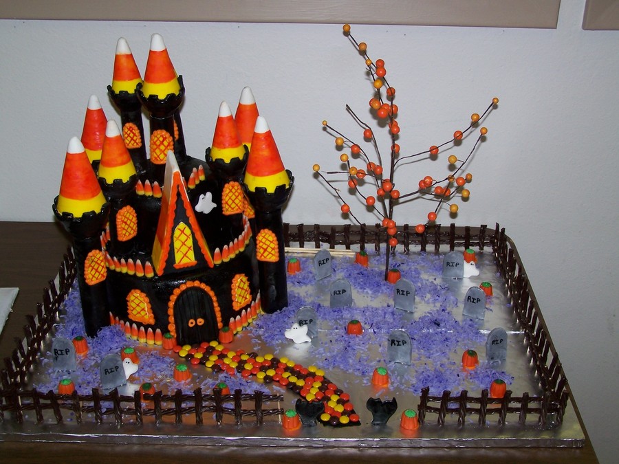 Candy Corn Castle - CakeCentral.com