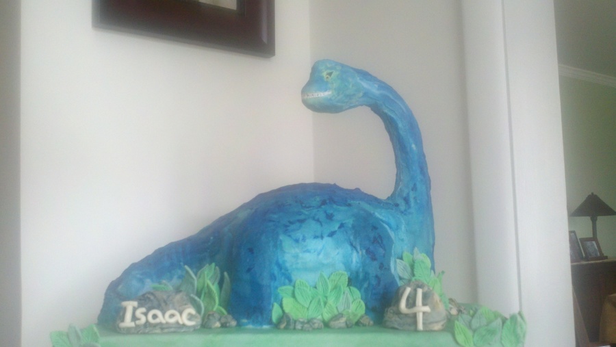 Brachiosaurus Cake - CakeCentral.com