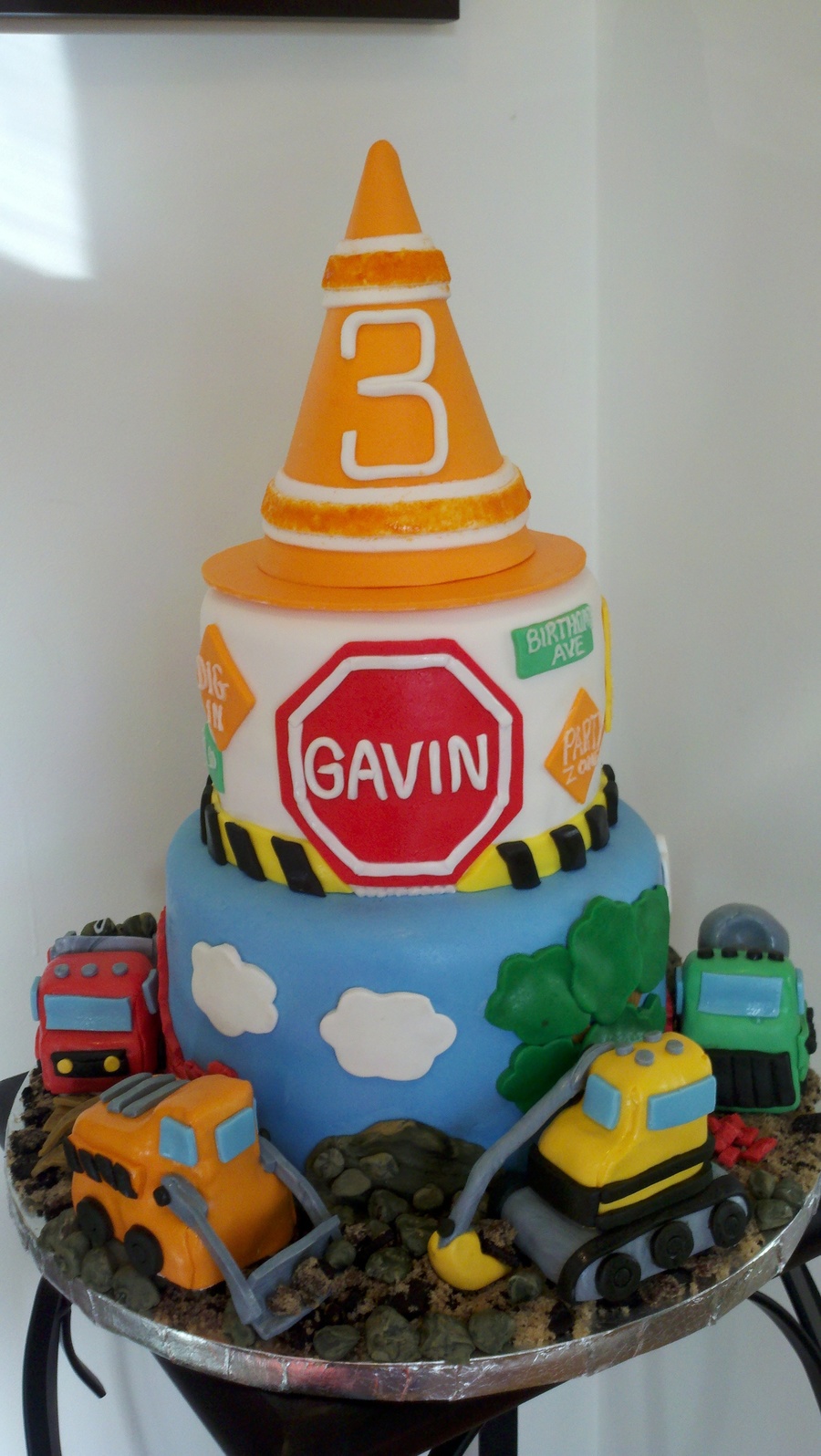 Construction Site Cake - CakeCentral.com