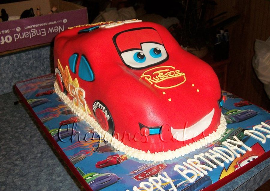Lightning Mcqueen_Cars - CakeCentral.com