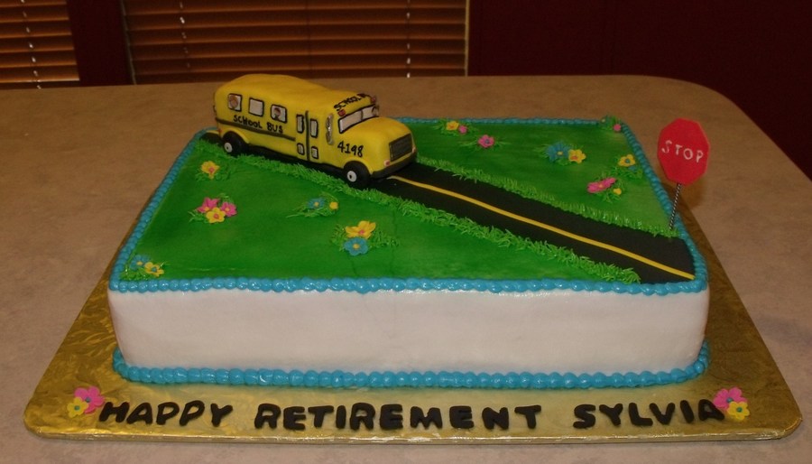 School Bus - CakeCentral.com