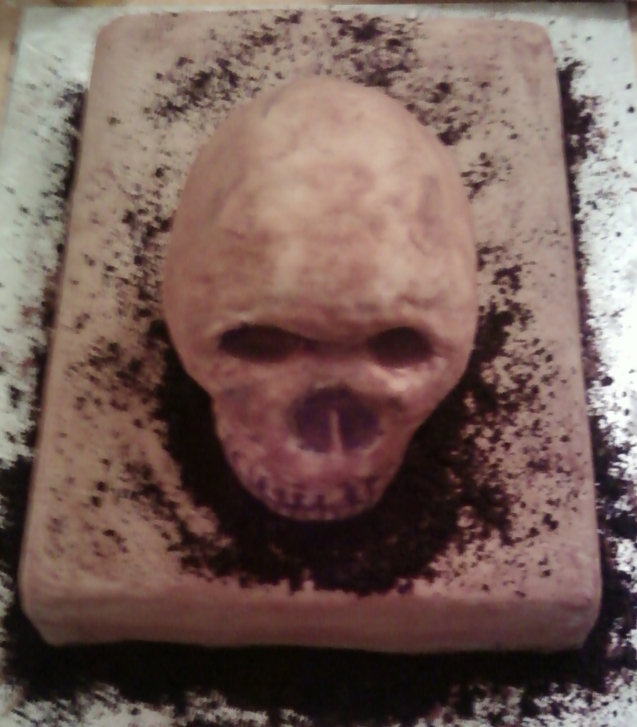 Halloween Skull And Tombstone Cake - CakeCentral.com