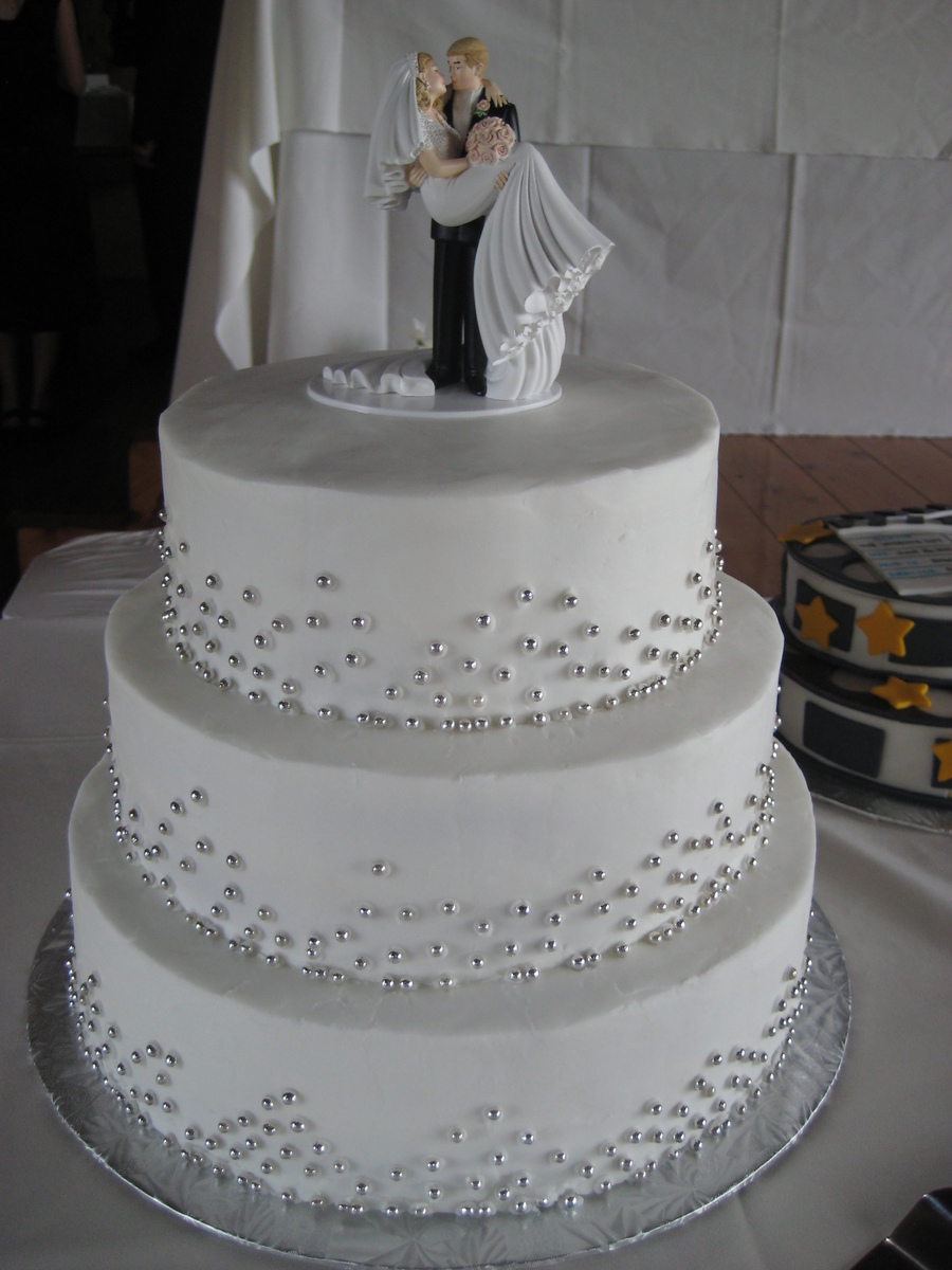 Silver Ball Wedding Cake - CakeCentral.com