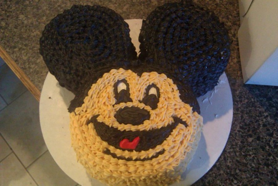Mini Mickey Mouse Head - CakeCentral.com