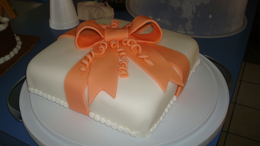 Gift Box - CakeCentral.com