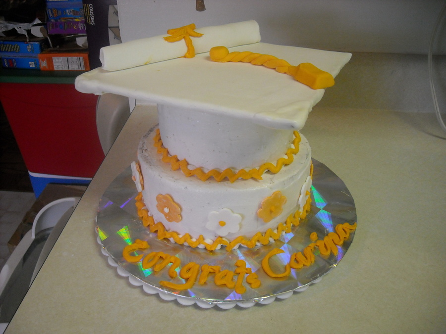 Grad Cake - CakeCentral.com