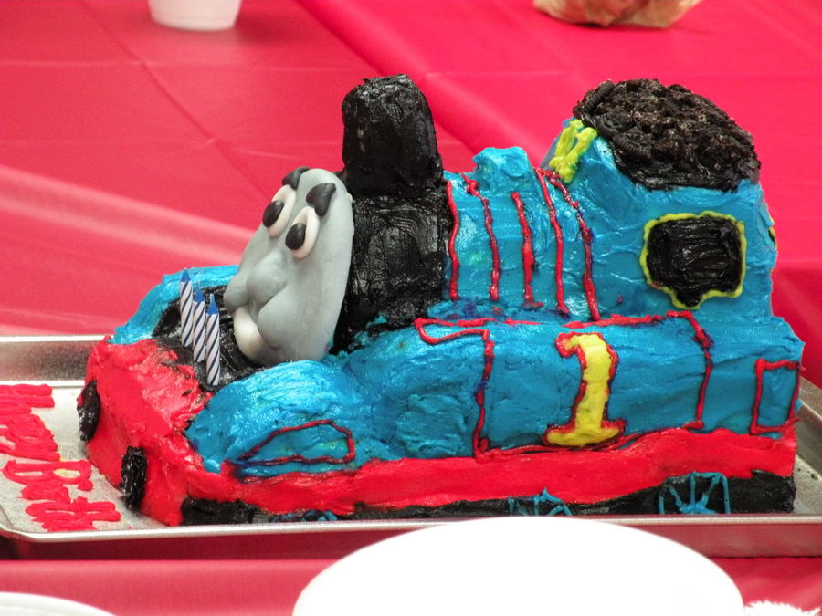 Thomas The Train - CakeCentral.com