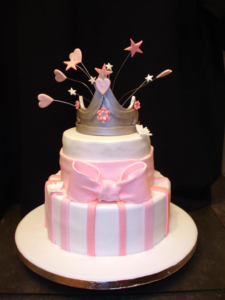 Tiara Cake - CakeCentral.com