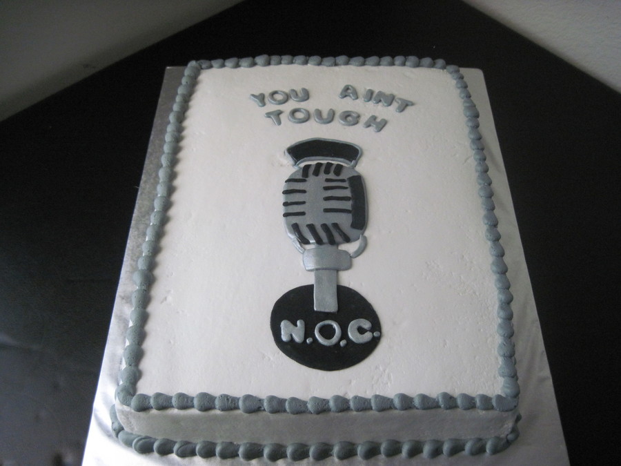 The Studio Mic Cake. - CakeCentral.com