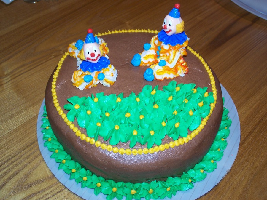 Clowns - CakeCentral.com