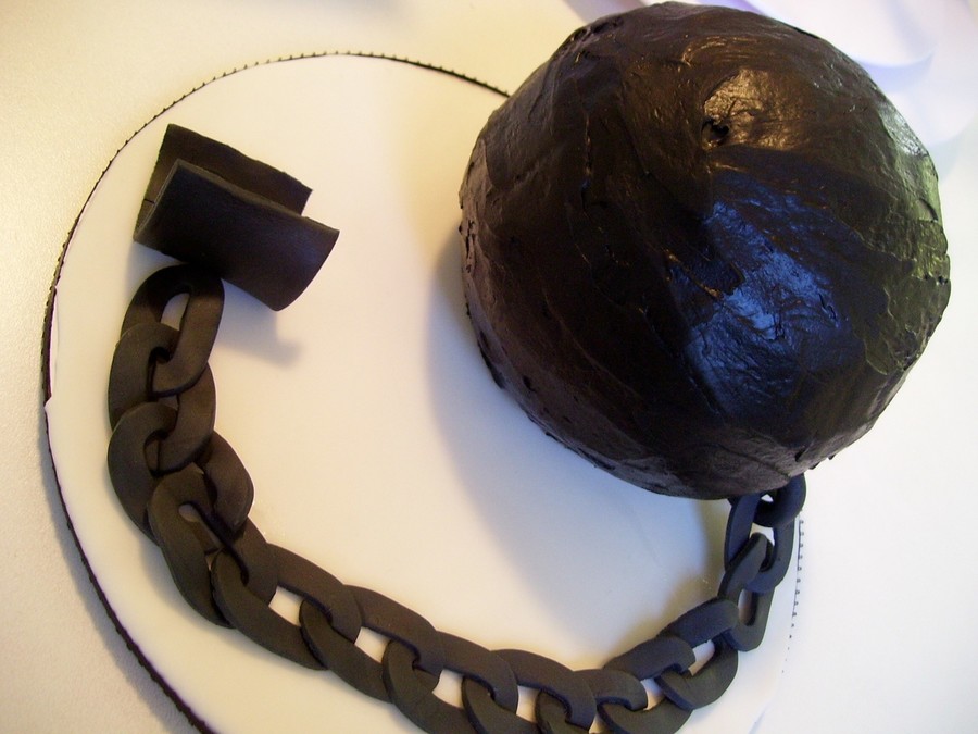 Ball And Chain Cake - CakeCentral.com