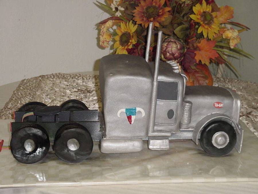 Peterbilt Truck Grooms Cake - CakeCentral.com